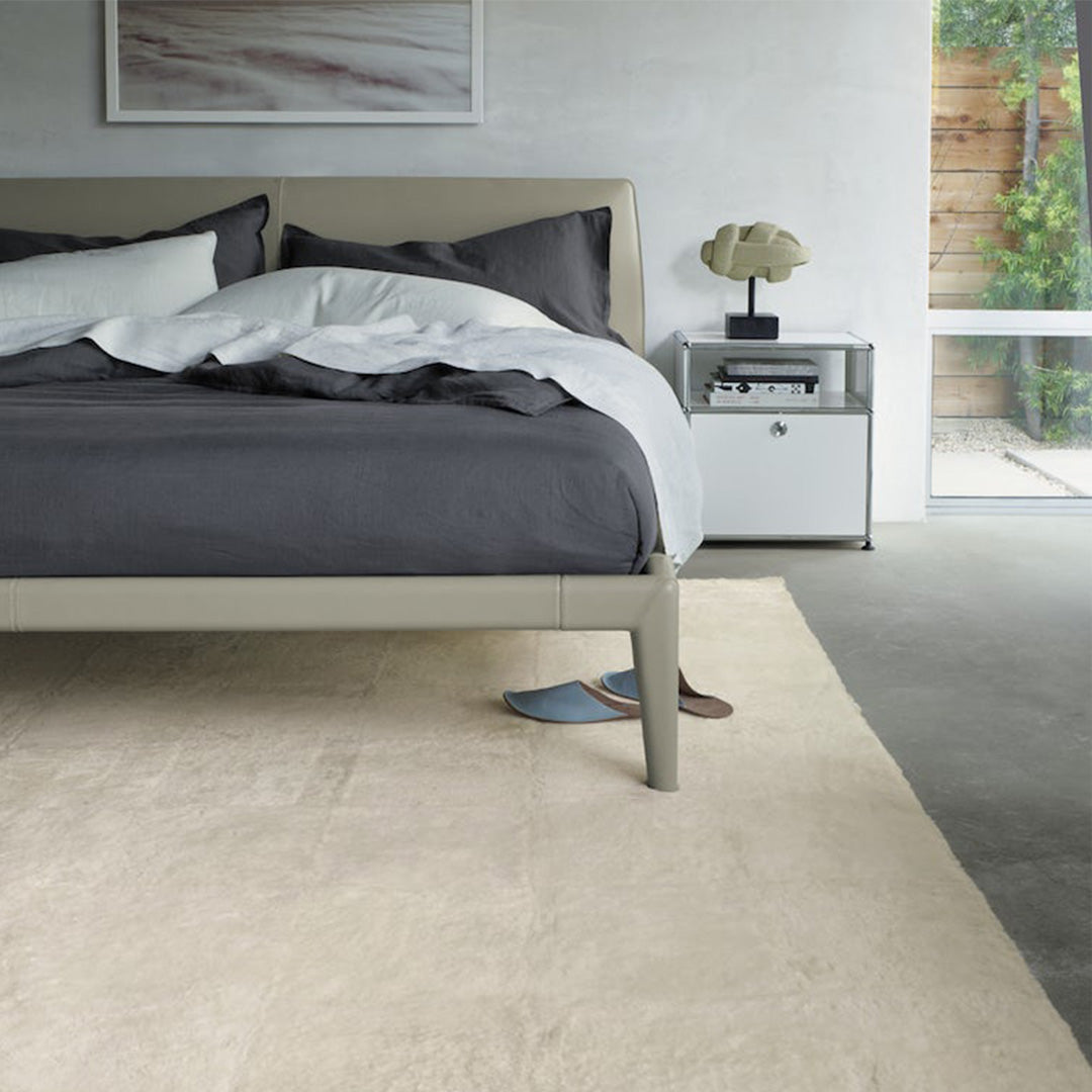 USM Haller Bedside Table 1 – Rifyo